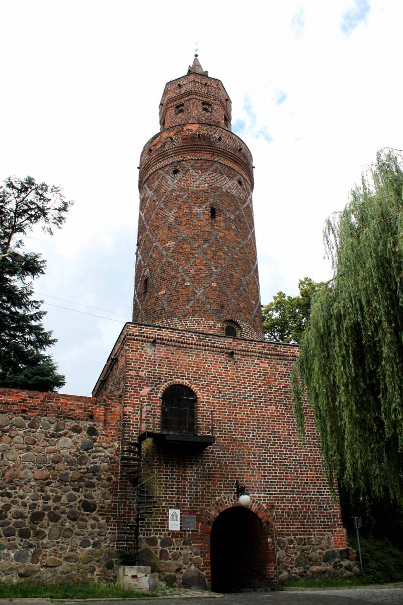 Baszta Morze Czerwone [The Red Sea Fortified Tower] - Pomorze Zachodnie